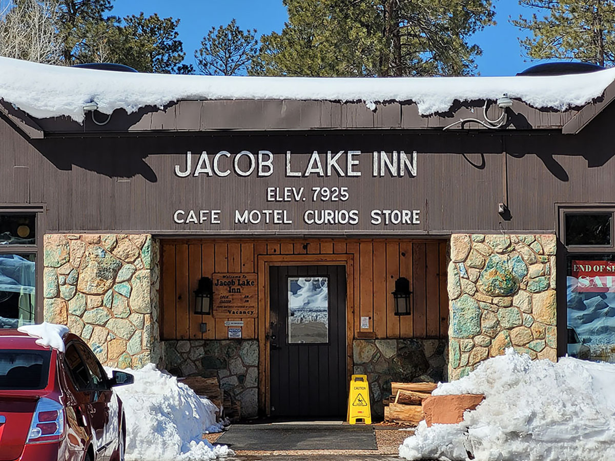 Jacob Lake Inn - Journeyscape
