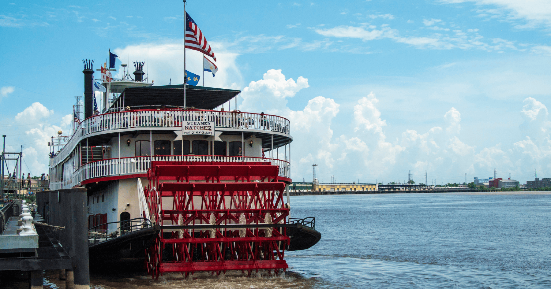 Have Lunch on a Mississippi River Cruise - Journeyscape