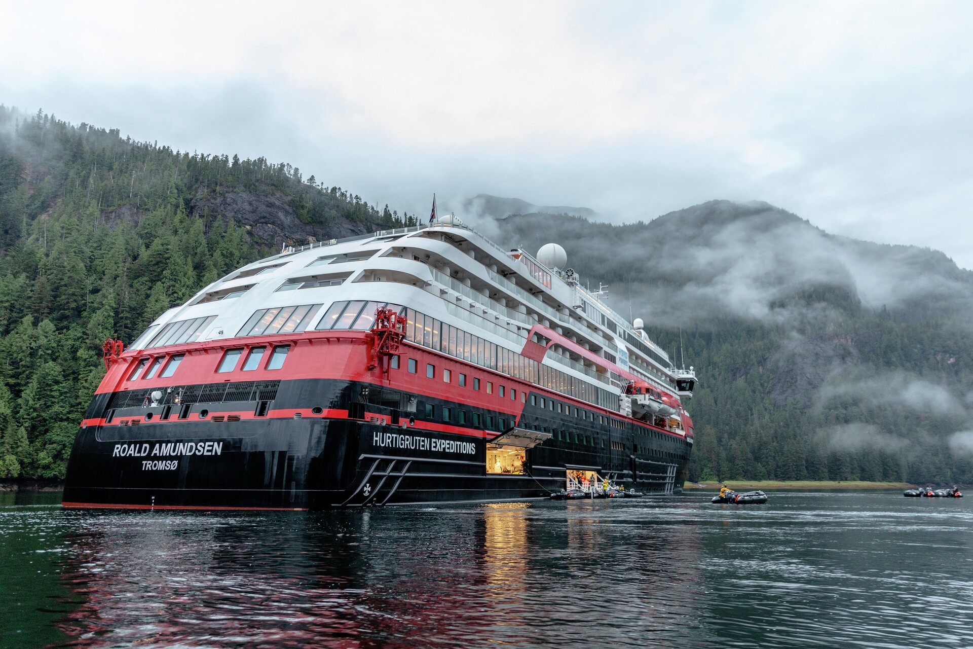 Itinerary for Alaska Expedition Cruise: Wilderness, Glaciers and ...